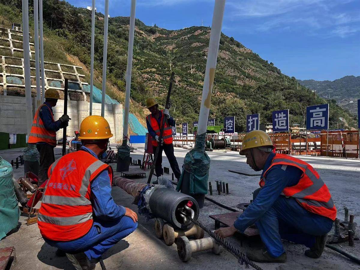 Stay Cables in Bridges: A Guide to Prestressing & Cable-Stayed Design